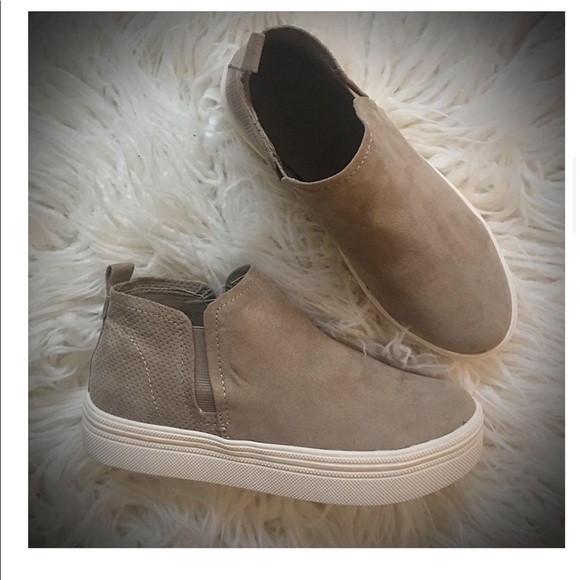 Universal Thread | Shoes | Universal Thread Wedge Platform Sneakers ...